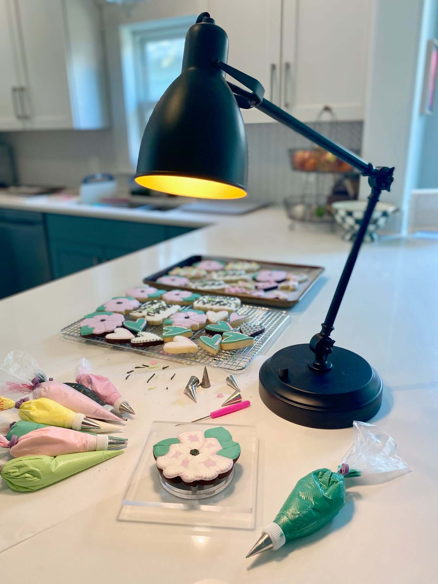 Onyx Cordless Task Lamp - Black Metal - Rechargeable battery